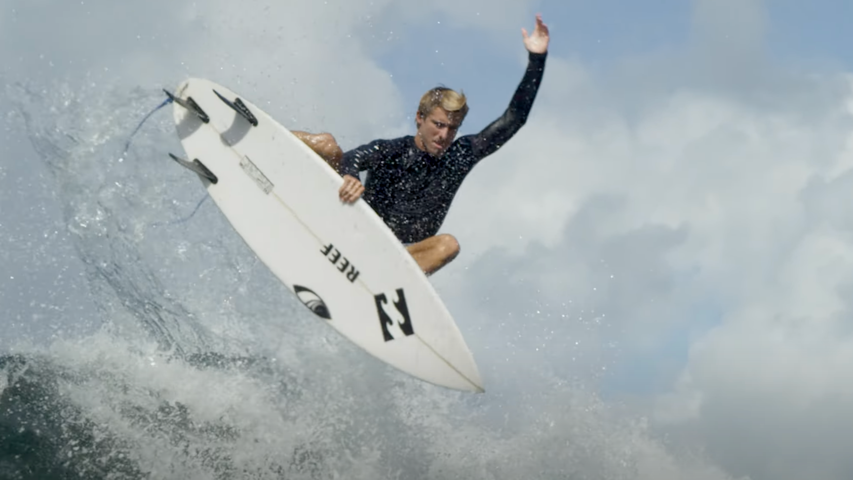 Josh Burke, la nouvelle tête d'affiche du surf barbadien - Surf Session