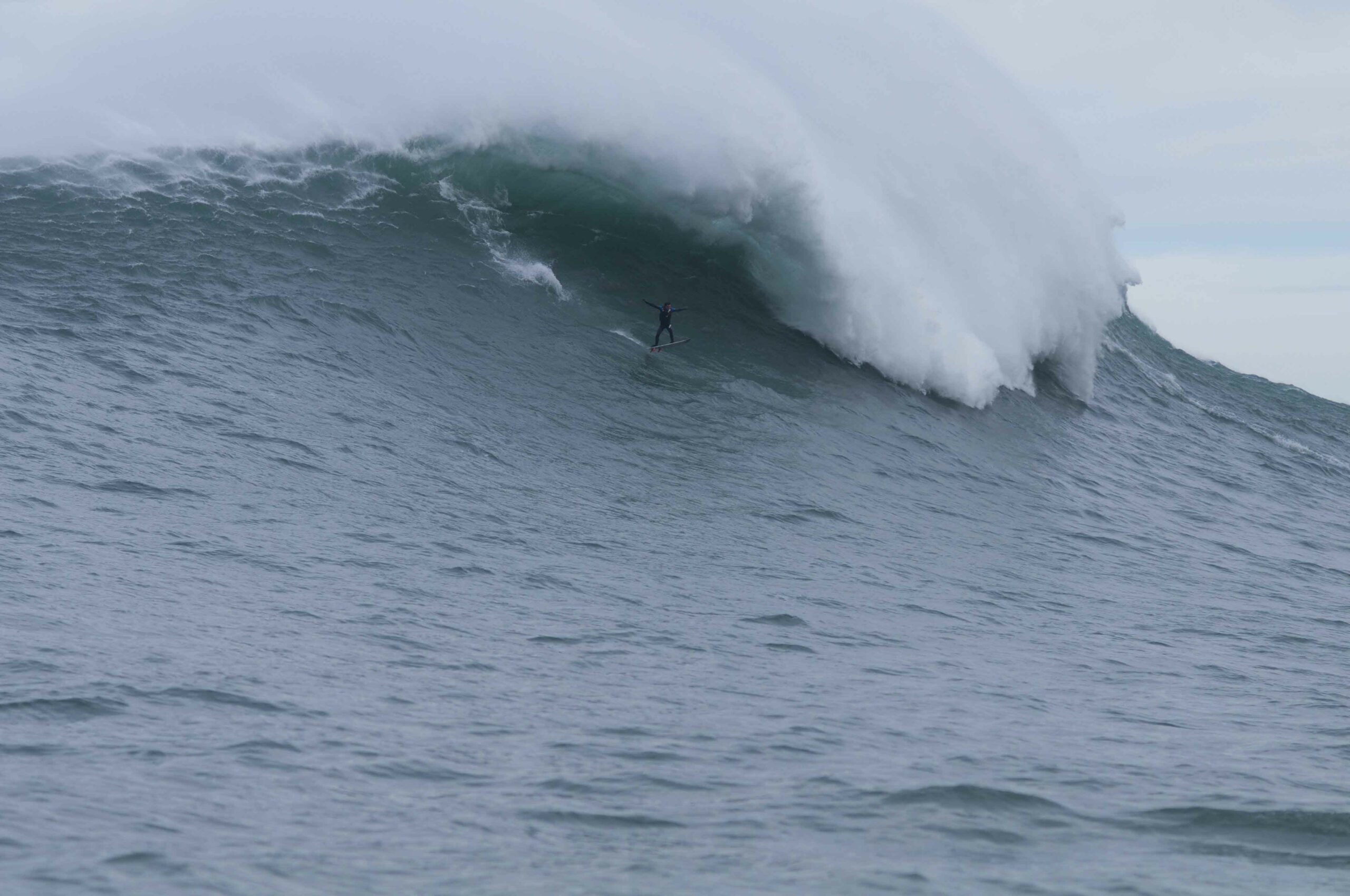 Belharra : la session en lice pour les XXL ! - Surf Session