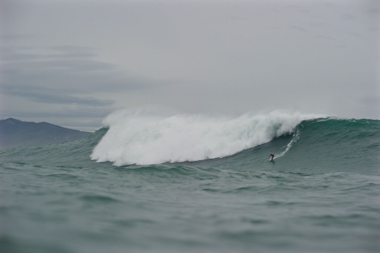 Belharra s'est réveillé lundi dernier - Surf Session