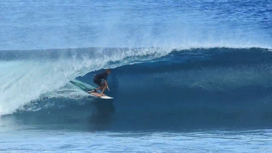 Pacifique : Sam Piter s'affirme - Surf Session