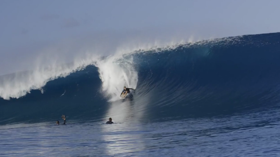 Teahupo'o fait sa belle - Surf Session
