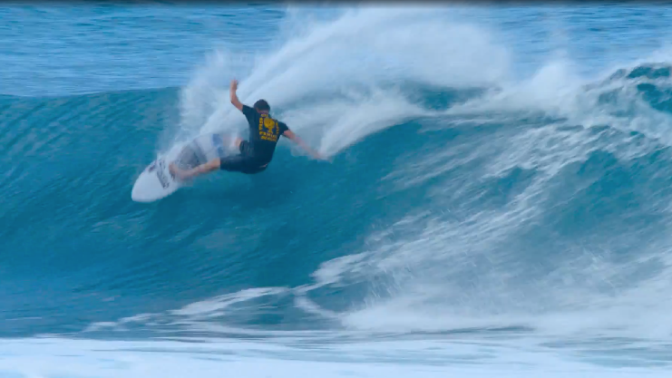 Power surfing : le rail avant tout ! - Surf Session