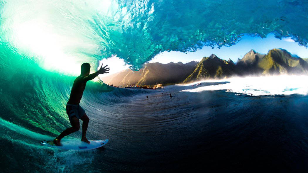 Top 10 : les meilleures vagues d'avril - Surf Session