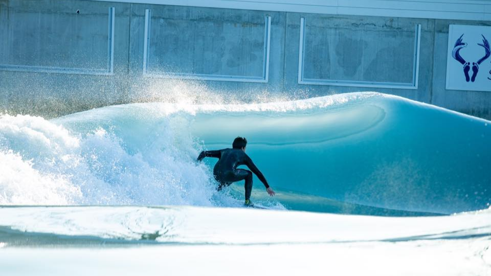 Enquête : le phénomène des piscines à vagues - Surf Session