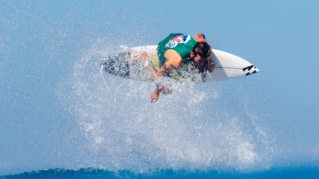 Jack Freestone remporte le Redbull Airbone Keramas - Surf Session
