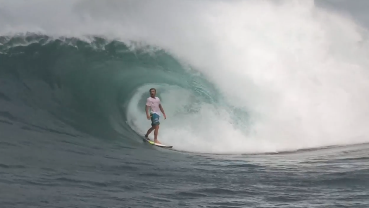 Nusa Lembongan : Slater, Buchan et Nicol en free surf - Surf Session