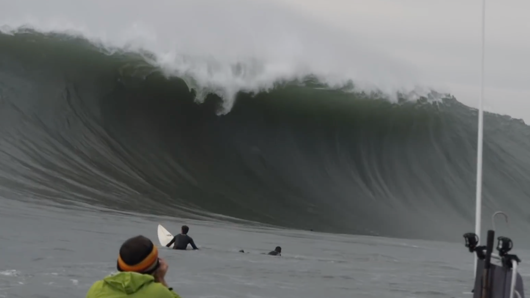 Au cœur de MAVERICKS - Surf Session Magazine