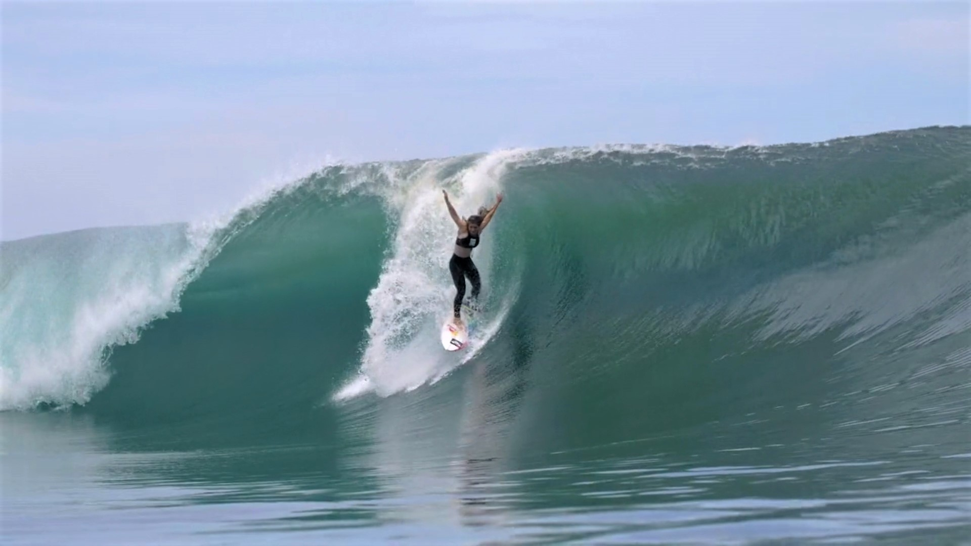Caroline Marks fracasse ! - Surf Session