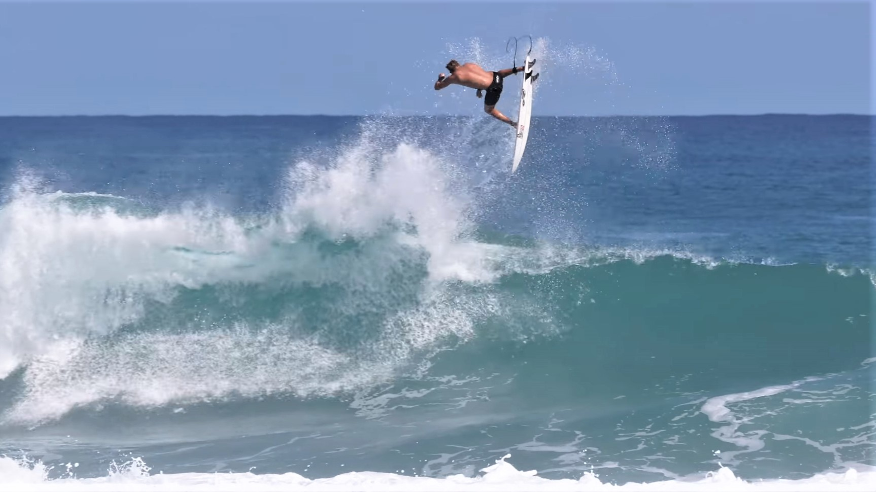 John John prend l'air avec ses frères - Surf Session