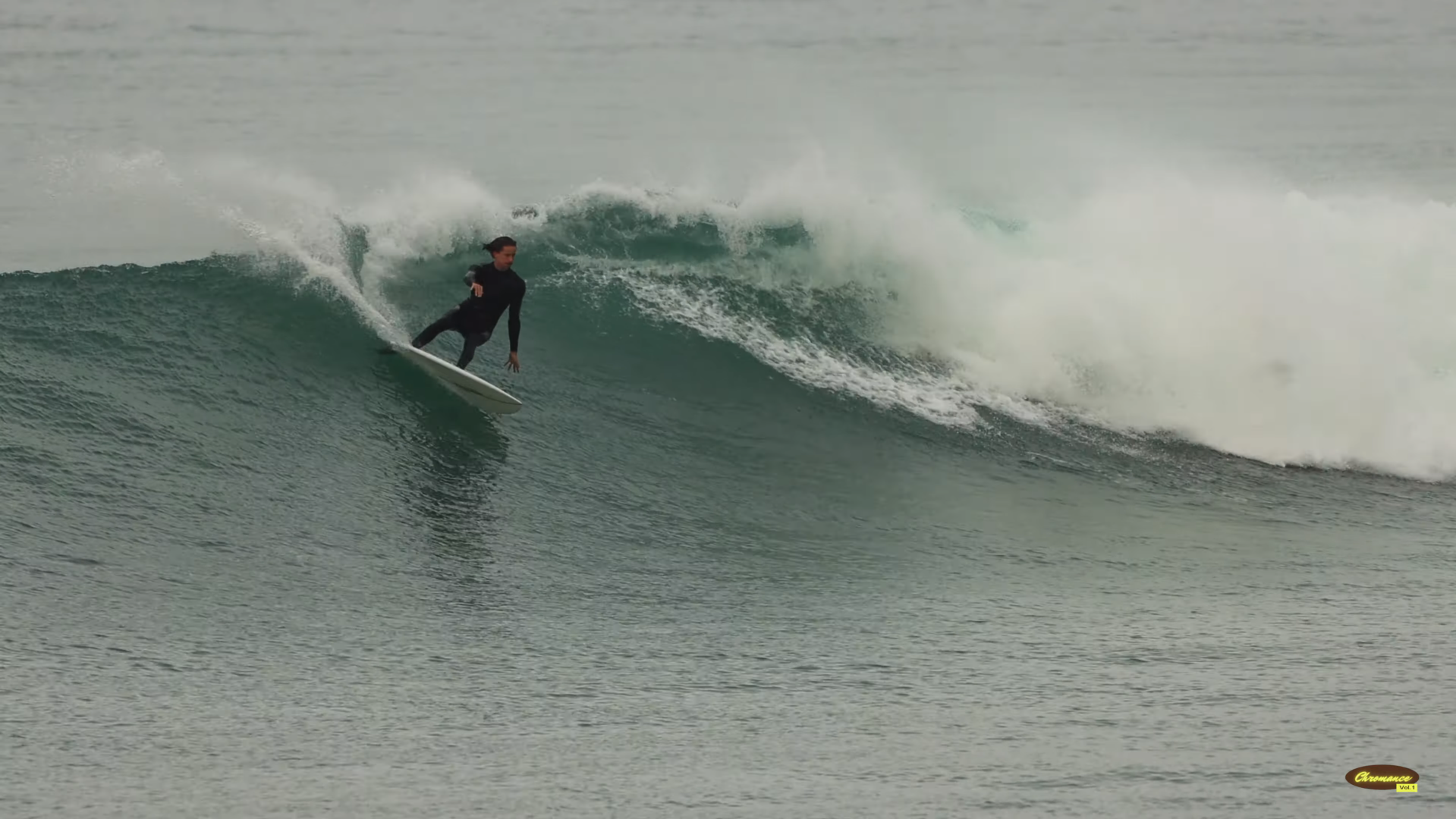 En Bretagne, la Chromance continue pour Hugo Tosetti ! - Surf Session