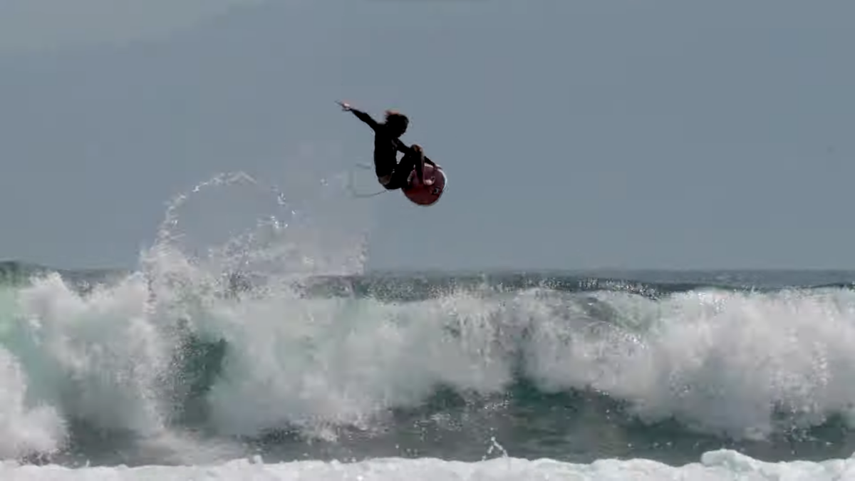 Ian Crane et Jett Schilling à Lakey Peak - Surf Session