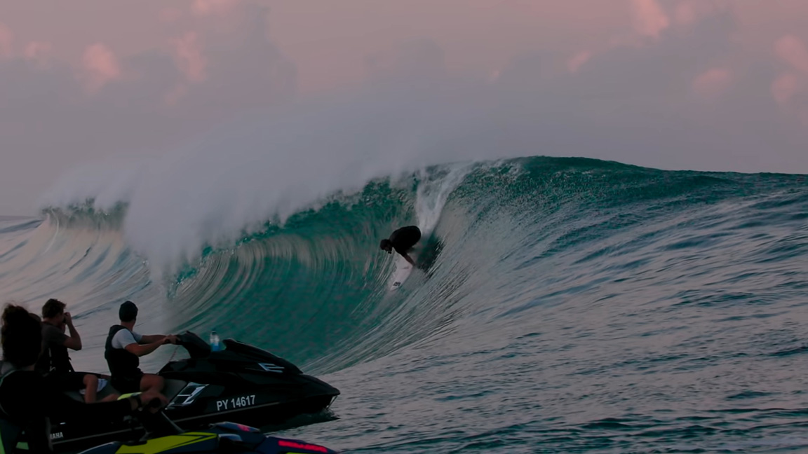 Nathan Florence reporter engagé à Teahupo'o - Surf Session