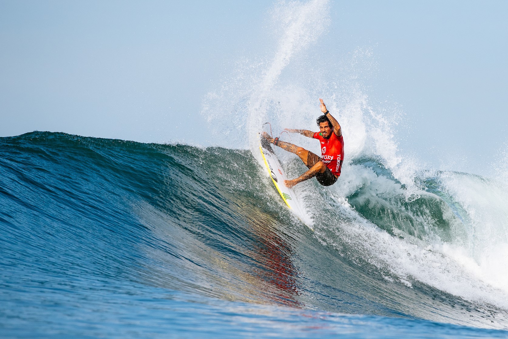 Le Salvador Pro est lancé, déjà de grands noms éliminés. - Surf Session