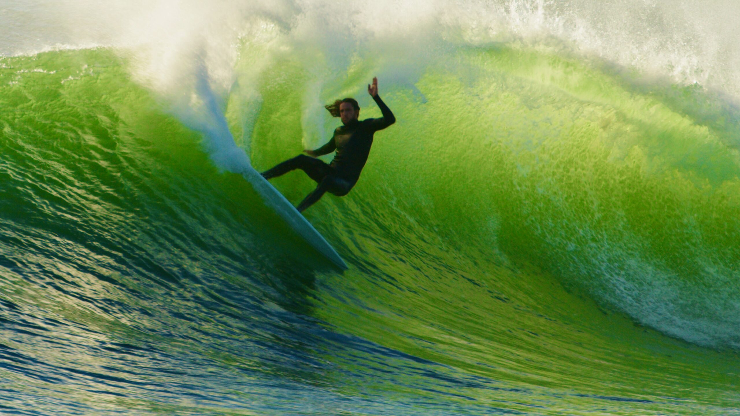 Portrait : Bryce Young, un surfeur qui se démarque - Surf Session