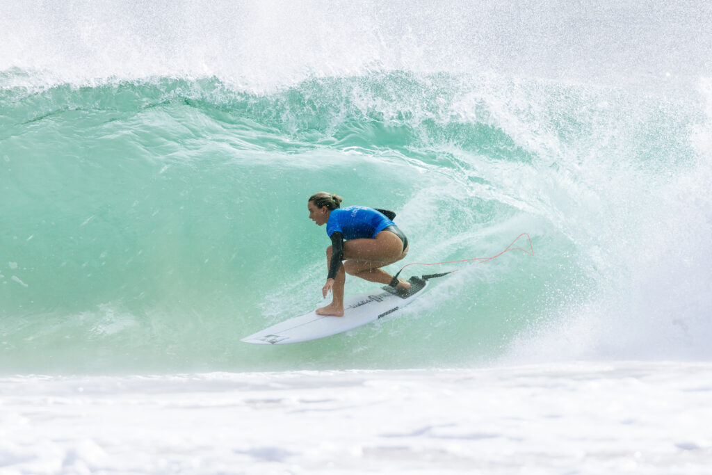 Gold Coast Pro : le premier perfect 10 de la saison (et du surf féminin ...