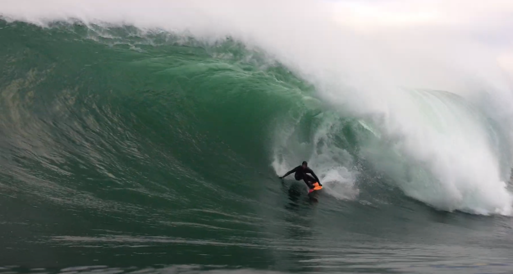Zac Haynes traque des monstres au Maroc et en Irlande - Surf Session