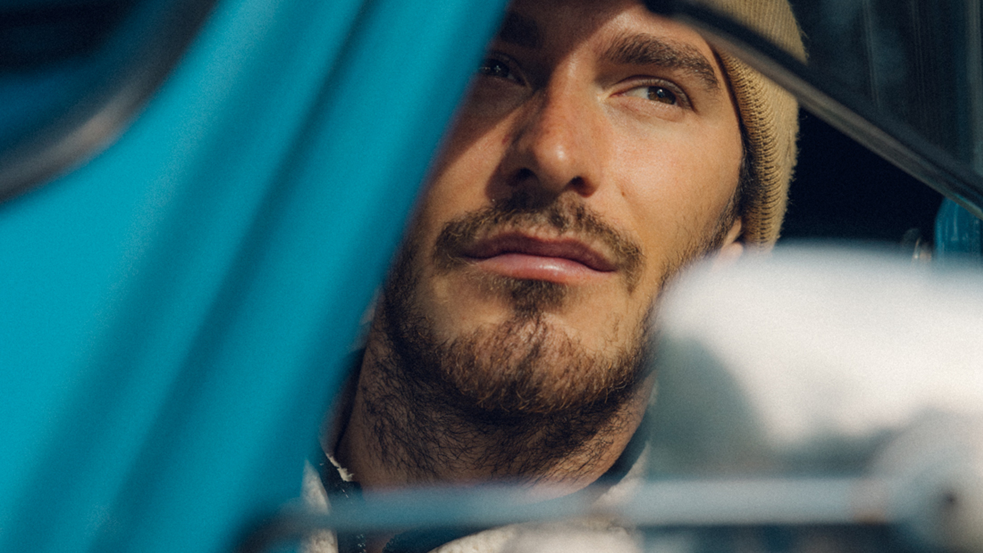 Maxime Chabloz : Seafarer au bout du monde - Surf Session