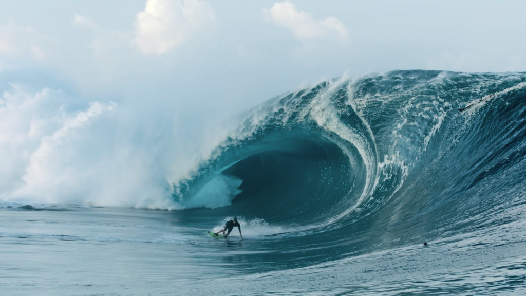 Matahi Drollet très costaud à Teahupo'o - Surf Session
