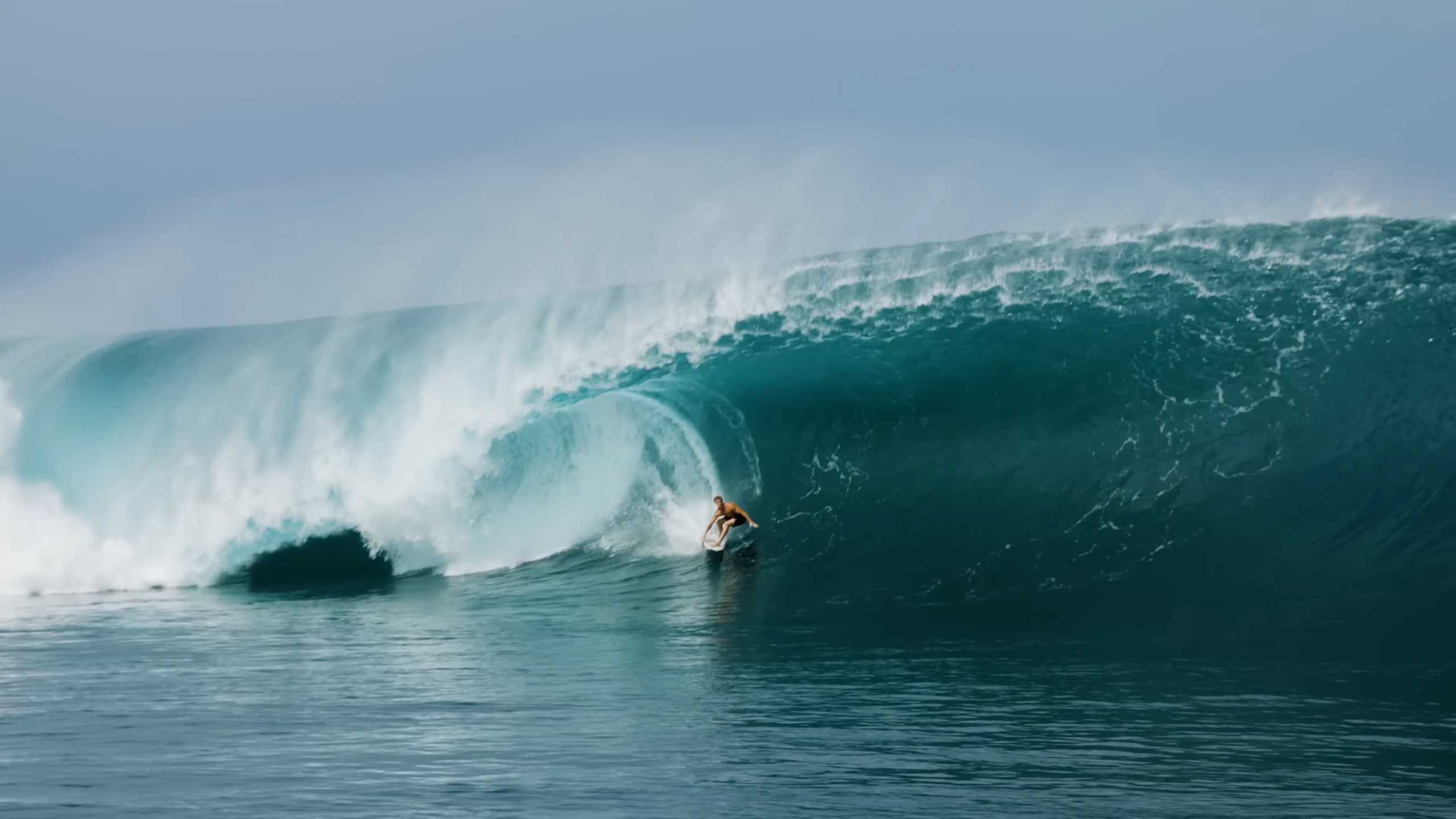 Eimeo Czemak héros d'un Teahupo'o taille XL - Surf Session