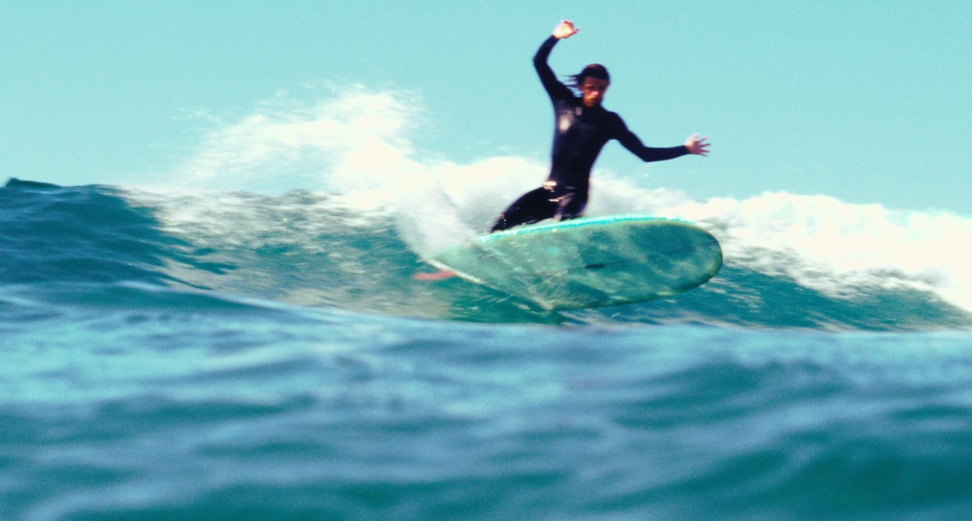 Surf Session Magazine - Actu surf, vidéo, météo surf